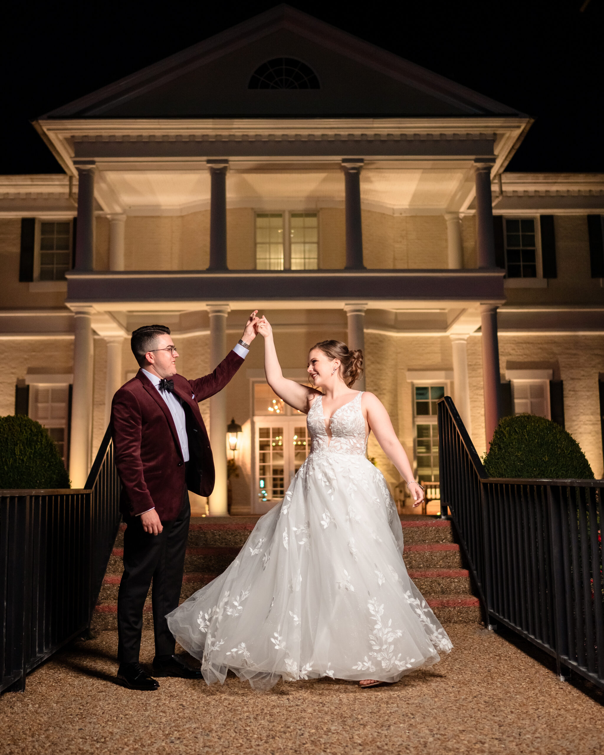 A Comprehensive Guide to Creating a Wedding Photography Timeline